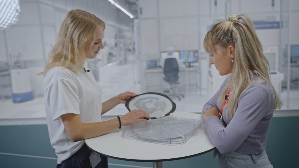 Mission: Future Job | Janina bei Infineon - LET’S TECH